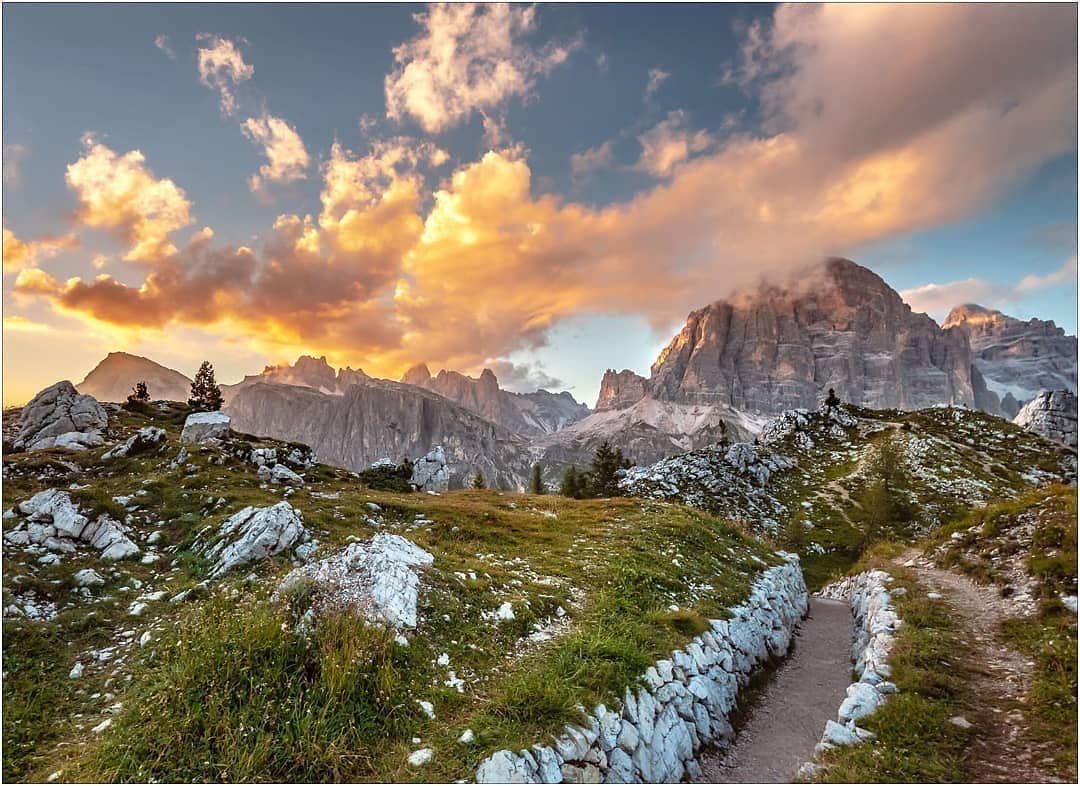SENDERISMO POR LOS DOLOMITAS - Super Guía Viajera
