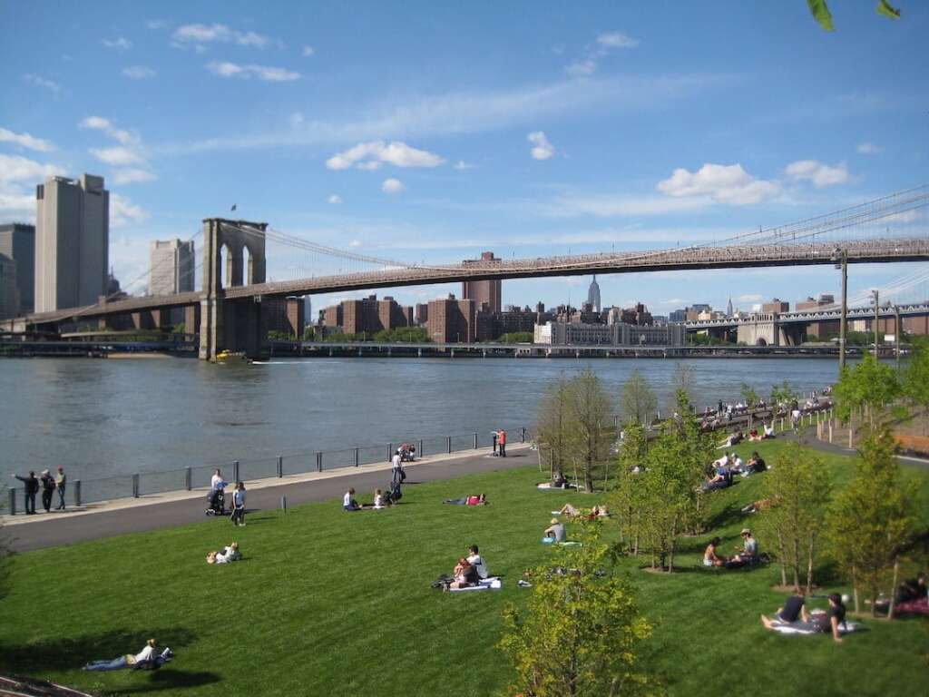 EL BARRIO MÁS CHIC DE BROOKLYN SE LLAMA DUMBO